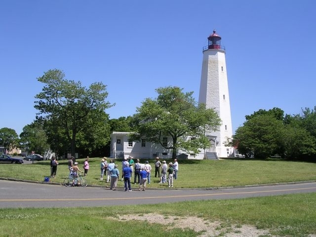 10 Local Lighthouses You Need to Visit this Summer | SI Parent